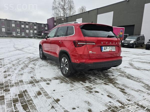 Sarkans Skoda Karoq 2022 Rīga, ar dzinēja tilpumu 2.00 L un nobraukumu 60 tūkst. km par 26500 €, foto 3 vietnē AUTOMOTO.COM.LV