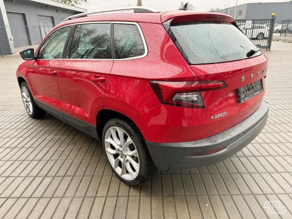 Red Skoda Karoq 2022 in Kaunas, with an engine capacity of 1.00 L and mileage of 194 thousand km for 14400 €, photo 4 on AUTOMOTO.COM.LV