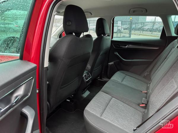 Red Skoda Karoq 2022 in Kaunas, with an engine capacity of 1.00 L and mileage of 194 thousand km for 14400 €, photo 8 on AUTOMOTO.COM.LV