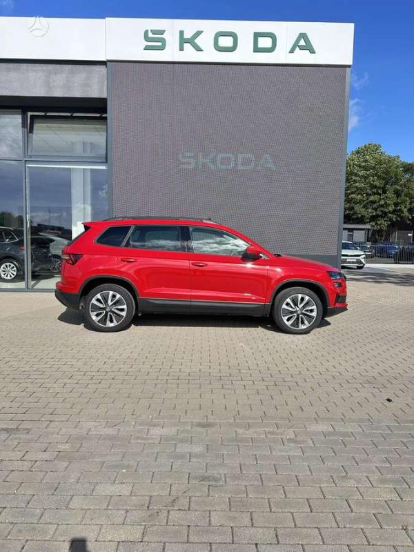 Sarkans Skoda Karoq 2022 Klaipėda, ar dzinēja tilpumu 1.97 L un nobraukumu 95 tūkst. km par 24980 €, foto  vietnē AUTOMOTO.COM.LV