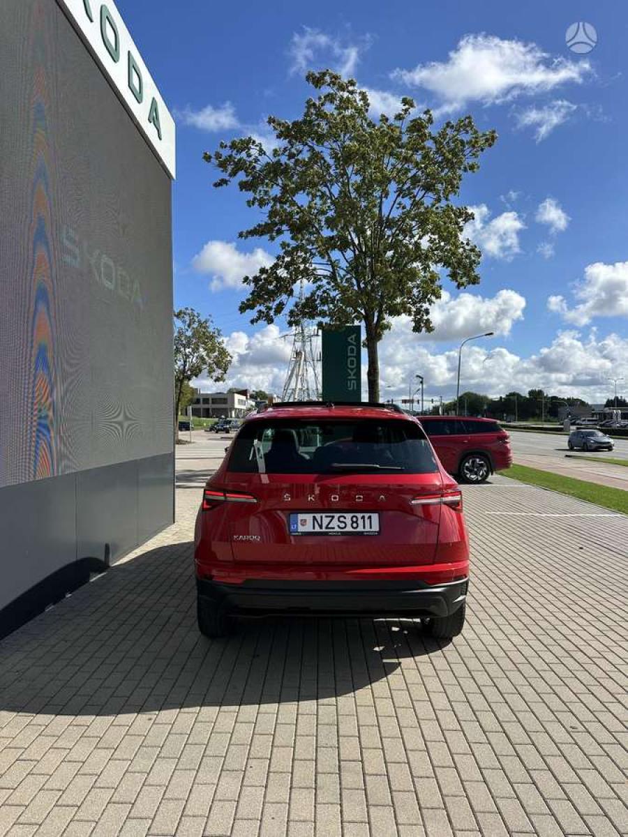 Sarkans Skoda Karoq 2022 Klaipėda, ar dzinēja tilpumu 1.97 L un nobraukumu 95 tūkst. km par 24980 €, foto 7 vietnē AUTOMOTO.COM.LV