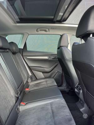Sarkans Skoda Karoq 2022 Klaipėda, ar dzinēja tilpumu 1.97 L un nobraukumu 95 tūkst. km par 24980 €, foto 13 vietnē AUTOMOTO.COM.LV