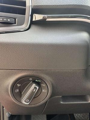 Sarkans Skoda Karoq 2022 Klaipėda, ar dzinēja tilpumu 1.97 L un nobraukumu 95 tūkst. km par 24980 €, foto 19 vietnē AUTOMOTO.COM.LV
