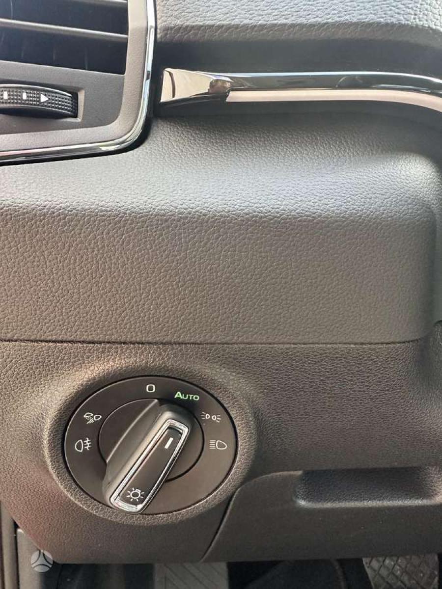 Sarkans Skoda Karoq 2022 Klaipėda, ar dzinēja tilpumu 1.97 L un nobraukumu 95 tūkst. km par 24980 €, foto 19 vietnē AUTOMOTO.COM.LV