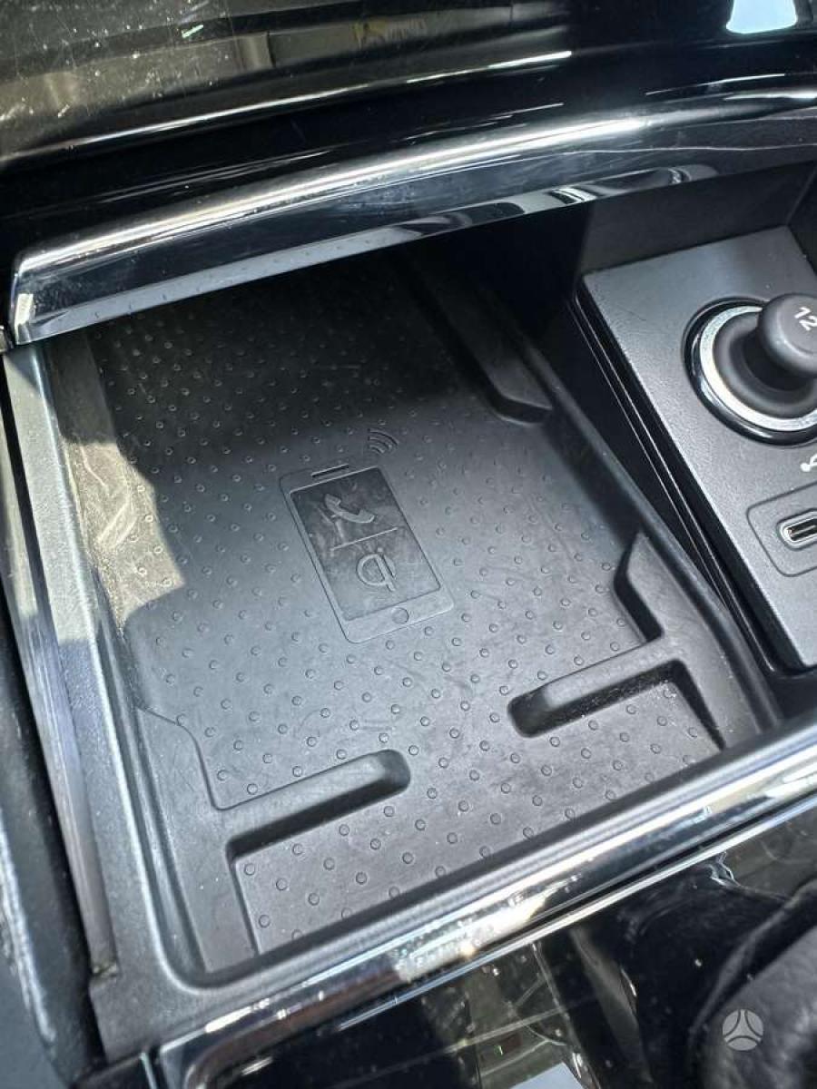 Sarkans Skoda Karoq 2022 Klaipėda, ar dzinēja tilpumu 1.97 L un nobraukumu 95 tūkst. km par 24980 €, foto 31 vietnē AUTOMOTO.COM.LV