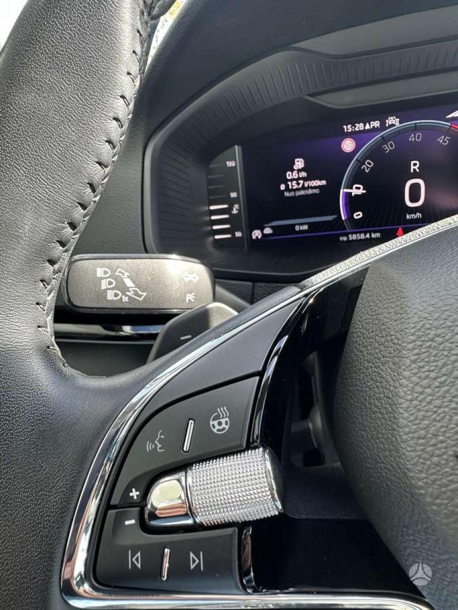 Sarkans Skoda Karoq 2022 Klaipėda, ar dzinēja tilpumu 1.97 L un nobraukumu 95 tūkst. km par 24980 €, foto 32 vietnē AUTOMOTO.COM.LV