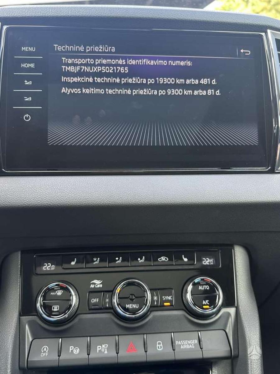 Sarkans Skoda Karoq 2022 Klaipėda, ar dzinēja tilpumu 1.97 L un nobraukumu 95 tūkst. km par 24980 €, foto 37 vietnē AUTOMOTO.COM.LV