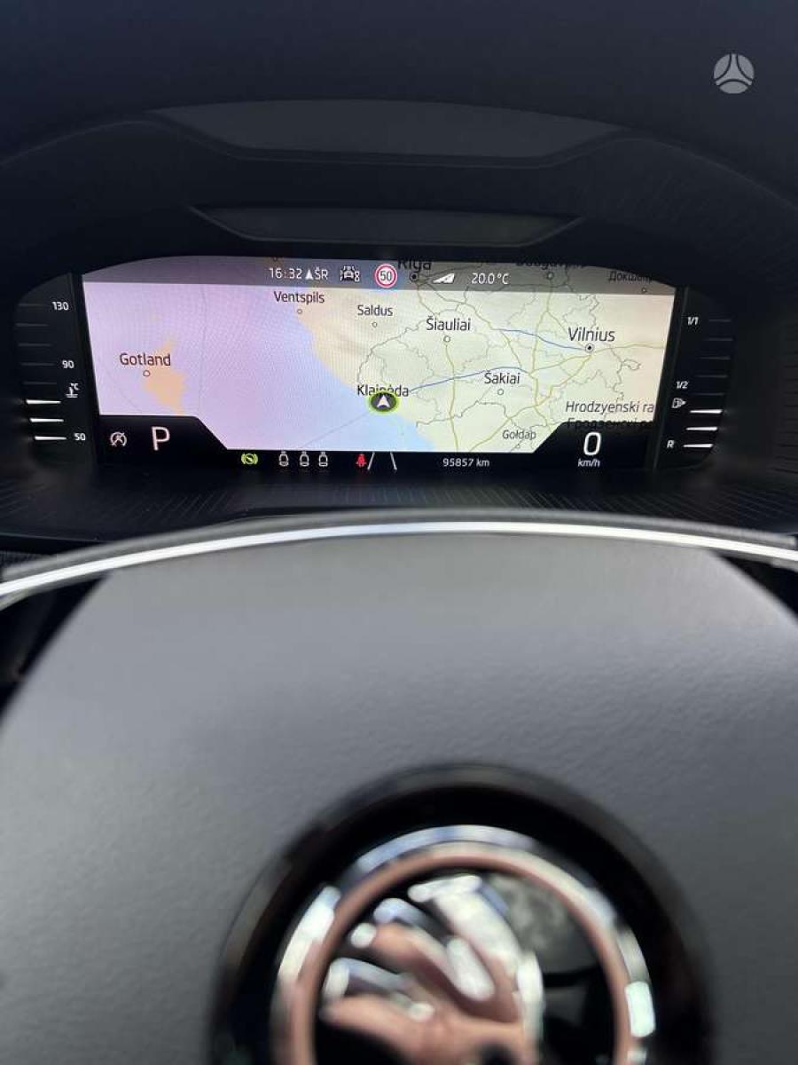 Sarkans Skoda Karoq 2022 Klaipėda, ar dzinēja tilpumu 1.97 L un nobraukumu 95 tūkst. km par 24980 €, foto 40 vietnē AUTOMOTO.COM.LV