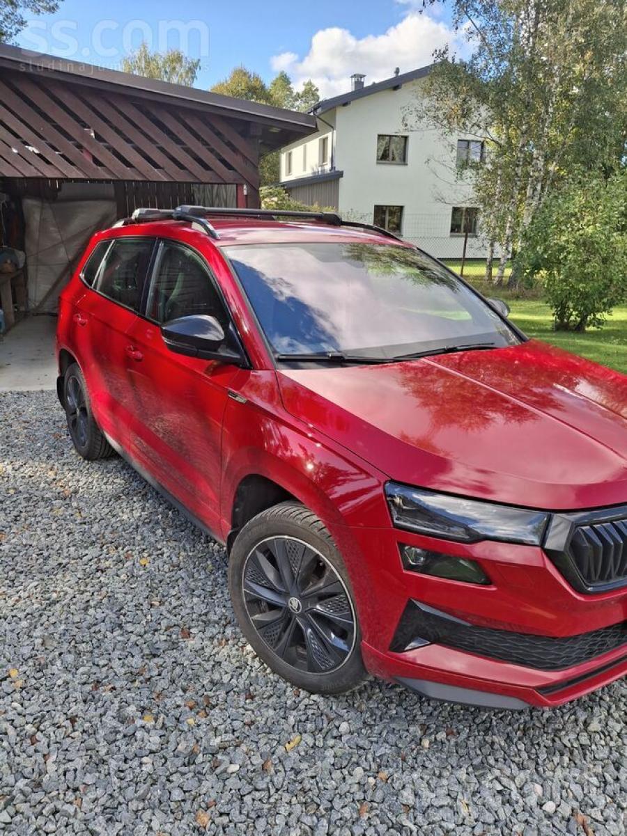 Sarkans Skoda Karoq 2024 Rīga, ar dzinēja tilpumu 1.50 L un nobraukumu 54 tūkst. km par 25500 €, foto 1 vietnē AUTOMOTO.COM.LV