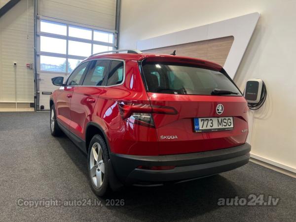 Sarkans Skoda Karoq 2018 Rakvere, ar dzinēja tilpumu 1.50 L un nobraukumu 149 tūkst. km par 17800 €, foto 3 vietnē AUTOMOTO.COM.LV