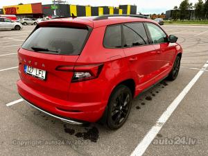 Sarkans Skoda Karoq 2019 Tallina, ar dzinēja tilpumu 1.50 L un nobraukumu 55 tūkst. km par 17300 €, foto 5 vietnē AUTOMOTO.COM.LV