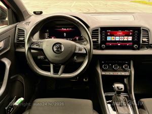 Sarkans Skoda Karoq 2019 Tallina, ar dzinēja tilpumu 1.50 L un nobraukumu 55 tūkst. km par 17300 €, foto 10 vietnē AUTOMOTO.COM.LV