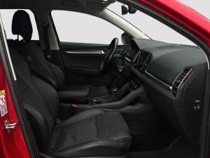 Sarkans Skoda Karoq 2021 Pērnava, ar dzinēja tilpumu 2.00 L un nobraukumu 146 tūkst. km par 20950 €, foto 6 vietnē AUTOMOTO.COM.LV