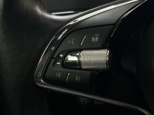 Sarkans Skoda Karoq 2021 Pērnava, ar dzinēja tilpumu 2.00 L un nobraukumu 146 tūkst. km par 20950 €, foto 19 vietnē AUTOMOTO.COM.LV