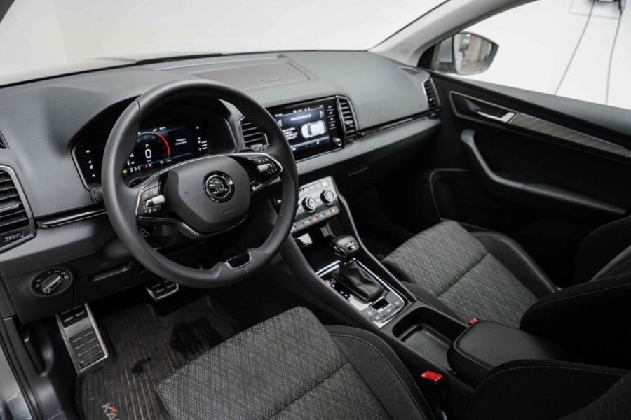 Skoda Karoq 2023 in Peetri, with an engine capacity of 2.00 L and mileage of 140 thousand km for 24000 €, photo 10 on AUTOMOTO.COM.LV