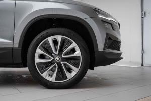 Skoda Karoq 2023 in Peetri, with an engine capacity of 2.00 L and mileage of 140 thousand km for 24000 €, photo 15 on AUTOMOTO.COM.LV