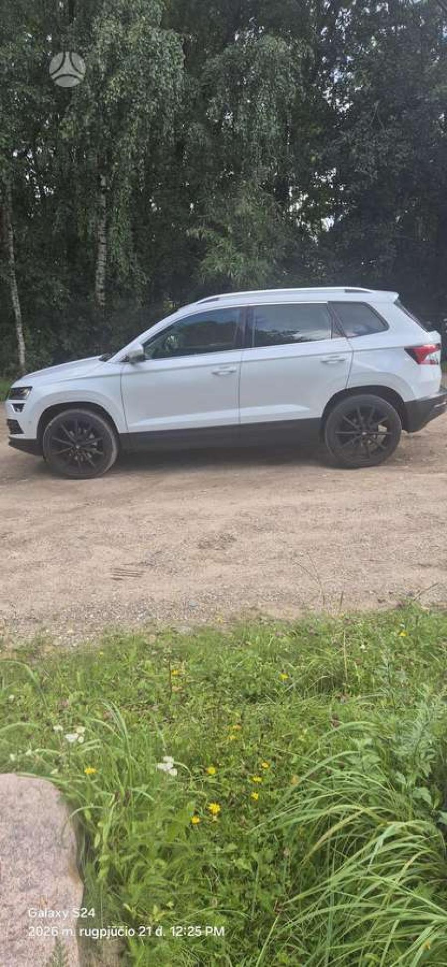 White Skoda Karoq 2017 in Kaisiadorys, with an engine capacity of 1.97 L and mileage of 289 thousand km for 14500 €, photo 11 on AUTOMOTO.COM.LV
