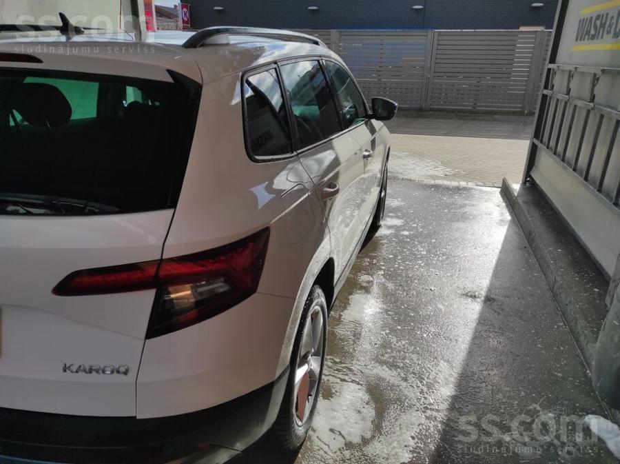 Balts Skoda Karoq 2018 Daugavpils, ar dzinēja tilpumu 1.50 L un nobraukumu 257 tūkst. km par 13500 €, foto 5 vietnē AUTOMOTO.COM.LV