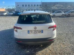 White Skoda Karoq 2018 in Siauliai, with an engine capacity of 1.97 L and mileage of 175 thousand km for 13800 €, photo 5 on AUTOMOTO.COM.LV