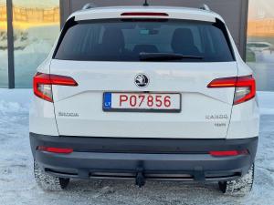 White Skoda Karoq 2018 in Jonava, with an engine capacity of 2.00 L and mileage of 221 thousand km for 16600 €, photo 10 on AUTOMOTO.COM.LV
