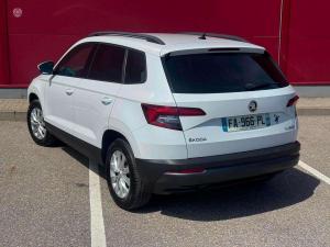 White Skoda Karoq 2018 in Kaunas, with an engine capacity of 1.60 L and mileage of 240 thousand km for 11300 €, photo 5 on AUTOMOTO.COM.LV