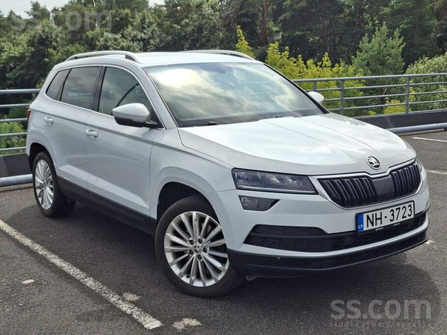 Balts Skoda Karoq 2018 Rīga, ar dzinēja tilpumu 1.60 L un nobraukumu 174 tūkst. km par 17427 €, foto 1 vietnē AUTOMOTO.COM.LV