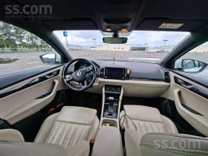 Balts Skoda Karoq 2018 Rīga, ar dzinēja tilpumu 1.60 L un nobraukumu 174 tūkst. km par 17427 €, foto 6 vietnē AUTOMOTO.COM.LV