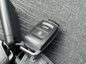 Белый Шкода Karoq 2018 в Пренай, объемом двигателя 1.97 л и пробегом 152 тыс. км за 15950 €, фото 46 на AUTOMOTO.COM.LV