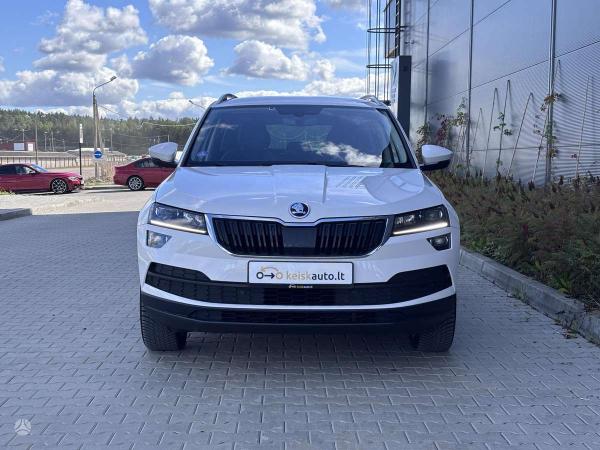 Balts Skoda Karoq 2018 Viļņa, ar dzinēja tilpumu 1.00 L un nobraukumu 190 tūkst. km par 12900 €, foto 3 vietnē AUTOMOTO.COM.LV