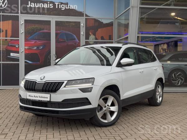 Balts Skoda Karoq 2019 Valmiera, ar dzinēja tilpumu 1.60 L un nobraukumu 145 tūkst. km par 17300 €, foto 3 vietnē AUTOMOTO.COM.LV