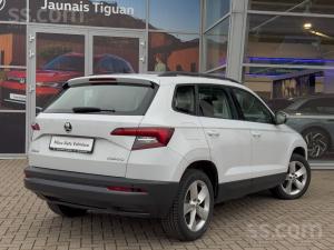 White Skoda Karoq 2019 in Valmiera, with an engine capacity of 1.60 L and mileage of 145 thousand km for 17300 €, photo 6 on AUTOMOTO.COM.LV