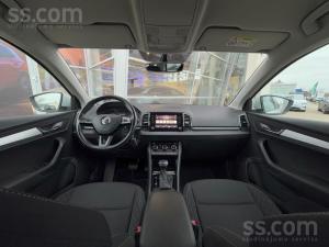 White Skoda Karoq 2019 in Valmiera, with an engine capacity of 1.60 L and mileage of 145 thousand km for 17300 €, photo 12 on AUTOMOTO.COM.LV