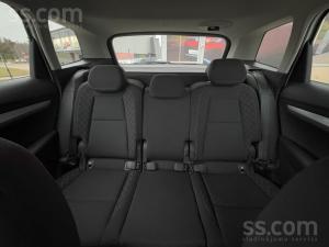 White Skoda Karoq 2019 in Valmiera, with an engine capacity of 1.60 L and mileage of 145 thousand km for 17300 €, photo 21 on AUTOMOTO.COM.LV
