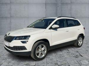 White Skoda Karoq 2019 in Kaunas, with an engine capacity of 2.00 L and mileage of 87 thousand km for 22694 €, photo 2 on AUTOMOTO.COM.LV