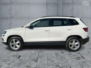 White Skoda Karoq 2019 in Kaunas, with an engine capacity of 2.00 L and mileage of 87 thousand km for 22694 €, photo 4 on AUTOMOTO.COM.LV