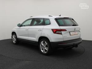 White Skoda Karoq 2019 in Vilnius, with an engine capacity of 2.00 L and mileage of 188 thousand km for 17499 €, photo 7 on AUTOMOTO.COM.LV