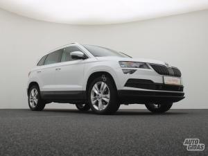 White Skoda Karoq 2019 in Vilnius, with an engine capacity of 2.00 L and mileage of 188 thousand km for 17499 €, photo 11 on AUTOMOTO.COM.LV