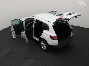 White Skoda Karoq 2019 in Vilnius, with an engine capacity of 2.00 L and mileage of 188 thousand km for 17499 €, photo 13 on AUTOMOTO.COM.LV