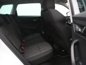 White Skoda Karoq 2019 in Vilnius, with an engine capacity of 2.00 L and mileage of 188 thousand km for 17499 €, photo 15 on AUTOMOTO.COM.LV