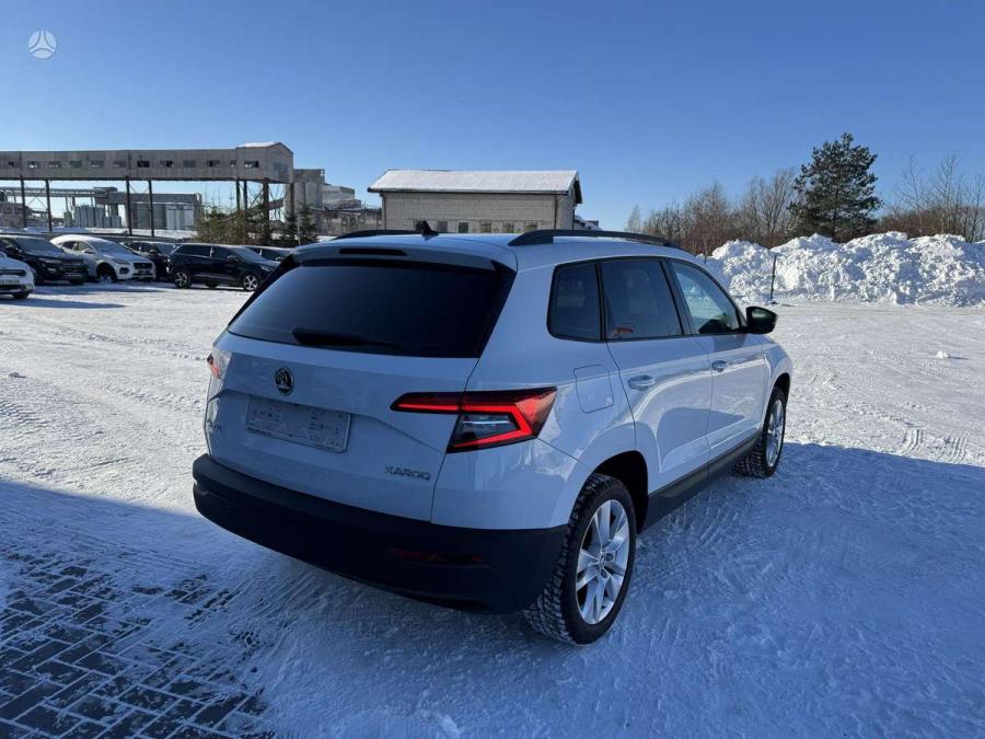 Balts Skoda Karoq 2019 Telšiai, ar dzinēja tilpumu 1.60 L un nobraukumu 251 tūkst. km par 15999 €, foto 6 vietnē AUTOMOTO.COM.LV