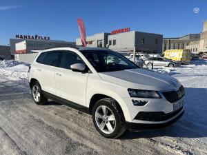 Balts Skoda Karoq 2019 Panevēža, ar dzinēja tilpumu 1.60 L un nobraukumu 255 tūkst. km par 13800 €, foto  vietnē AUTOMOTO.COM.LV