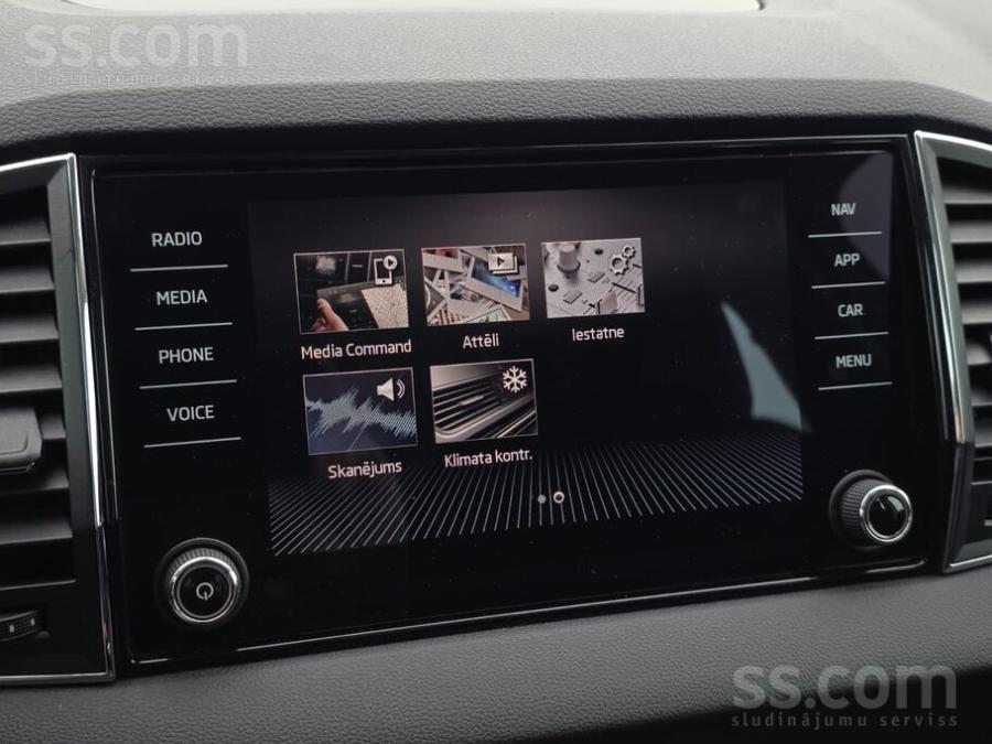 Balts Skoda Karoq 2019 Rīga, ar dzinēja tilpumu 2.00 L un nobraukumu 288 tūkst. km par 12450 €, foto 27 vietnē AUTOMOTO.COM.LV