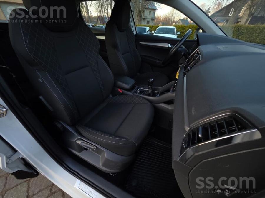 White Skoda Karoq 2019 in Riga, with an engine capacity of 2.00 L and mileage of 288 thousand km for 11450 €, photo 20 on AUTOMOTO.COM.LV