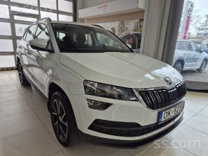 Balts Skoda Karoq 2019 Liepāja, ar dzinēja tilpumu 1.00 L un nobraukumu 67 tūkst. km par 15990 €, foto  vietnē AUTOMOTO.COM.LV