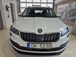 Balts Skoda Karoq 2019 Liepāja, ar dzinēja tilpumu 1.00 L un nobraukumu 67 tūkst. km par 15990 €, foto 3 vietnē AUTOMOTO.COM.LV