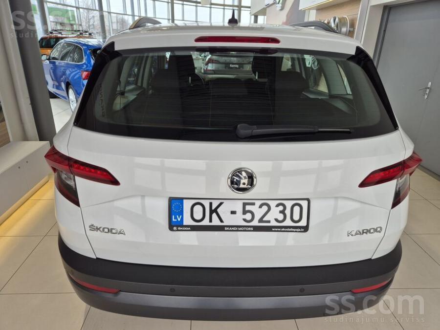 Balts Skoda Karoq 2019 Liepāja, ar dzinēja tilpumu 1.00 L un nobraukumu 67 tūkst. km par 15990 €, foto 6 vietnē AUTOMOTO.COM.LV