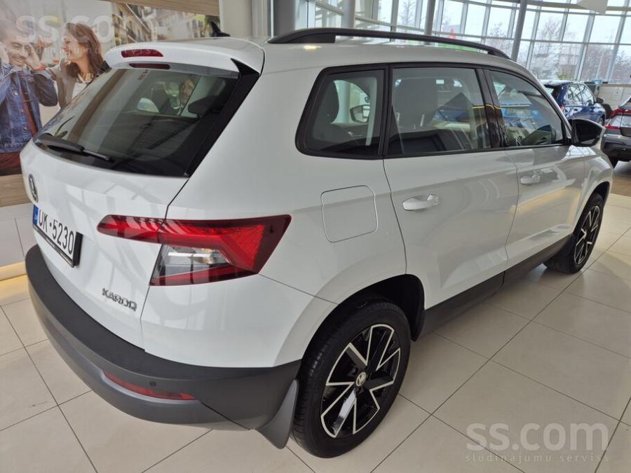 Balts Skoda Karoq 2019 Liepāja, ar dzinēja tilpumu 1.00 L un nobraukumu 67 tūkst. km par 15990 €, foto 7 vietnē AUTOMOTO.COM.LV