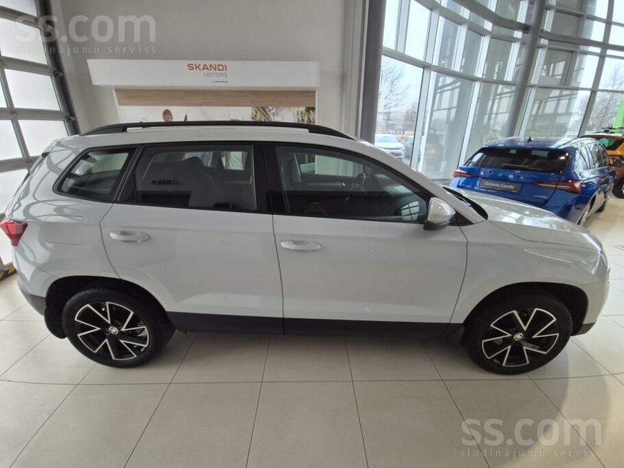 Balts Skoda Karoq 2019 Liepāja, ar dzinēja tilpumu 1.00 L un nobraukumu 67 tūkst. km par 15990 €, foto 8 vietnē AUTOMOTO.COM.LV