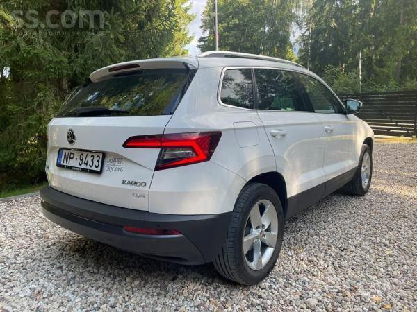 Белый Шкода Karoq 2019 в Рига, объемом двигателя 2.00 л и пробегом 182 тыс. км за 16000 €, фото 3 на AUTOMOTO.COM.LV
