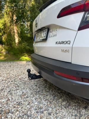 White Skoda Karoq 2019 in Riga, with an engine capacity of 2.00 L and mileage of 182 thousand km for 16000 €, photo 10 on AUTOMOTO.COM.LV